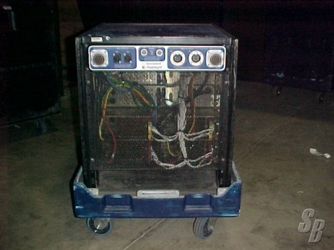 Listing - BSS/TURBOSOUND - FLASHLIGHT AMP RACK WITH 2- 780 AND 2-760 IN ...