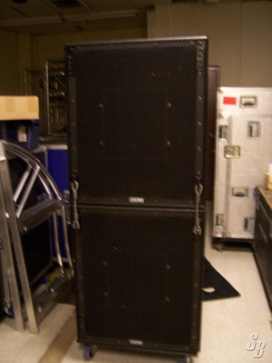 Listing - PACKAGE OF (12) EAW KF750F SPEAKERS, SUPERB CONDITION ...