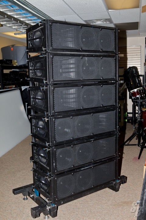 Listing - 12 MEYER SOUND M2D SPEAKERS WITH 2 FLYBARS - Detail ...