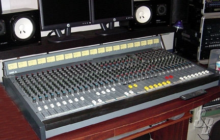 Listing - VINTAGE ANALOG CONSOLE WITHOUT THE STIFF PRICE OR MAINTENANCE ...