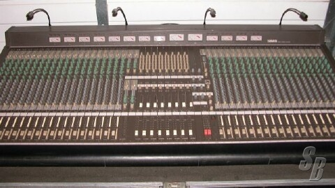 Listing - YAMAHA PM3000 C - 40 (?) (S#: 1004) GOOD (7-8) - Detail ...