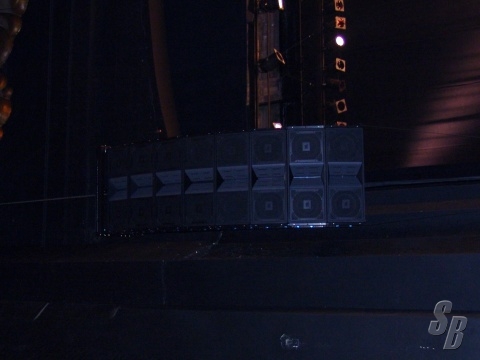 Listing - SEMI-COMPLETE JBL LINE ARRAY SPEAKER SYSTEM - Detail ...