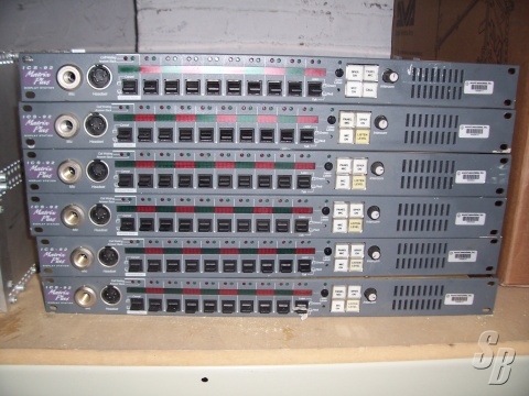 Listing - CLEARCOM MATRIX 3 PLUS DIGITAL COMMUNICATIONS SYSTEM - Detail ...