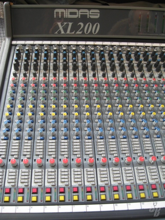 Listing - MIDAS XL 200 - Detail - CONSOLE - SoundBroker.com