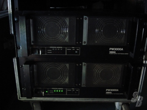 Listing - YAMAHA PM 3000 40C FOR SALE - Detail - CONSOLE - SoundBroker.com