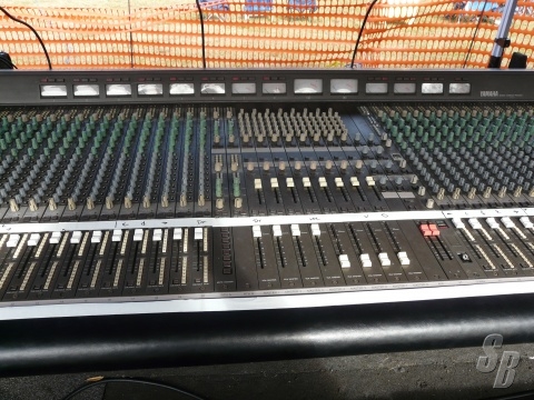 Listing - YAMAHA PM3000 - Detail - CONSOLE - SoundBroker.com