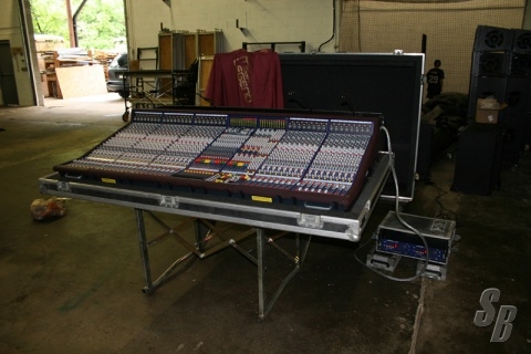 Listing - MIDAS LEGEND 3000 (YOM: 2002) (S#: L3000/3037) SUPERB (8-9 ...