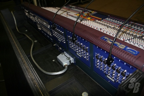 Listing - MIDAS LEGEND 3000 (YOM: 2002) (S#: L3000/3037) SUPERB (8-9 ...