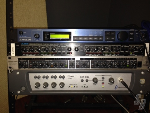 Listing - VINTAGE NEOTEK SERIES1 CONSOLE WITH A&H ML5000 AND GL2200 ...