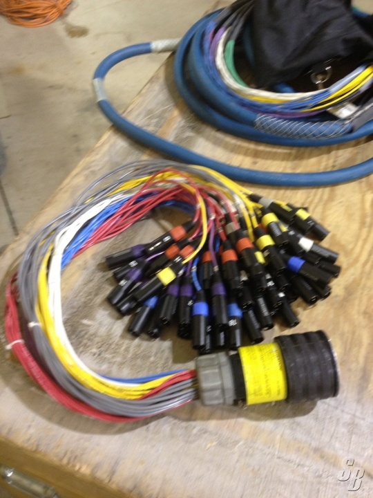 Listing - WHIRLWIND 48X8 SPLITTER SNAKE SYSTEM WITH CASE - Detail ...