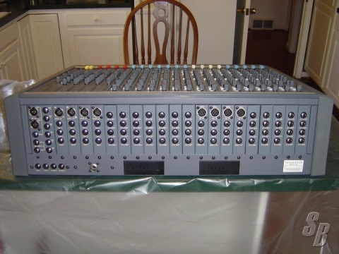 Listing - SOUNDCRAFT 200 DELTA - PROFESSIONAL 16-CHANNEL ANALOG MIXER ...