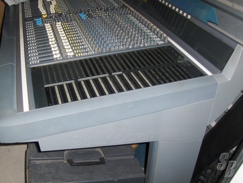 Listing - SOUNDCRAFT SAPPHYRE PRO AUDIO RECORDING CONSOLE -LARGE FRAME ...