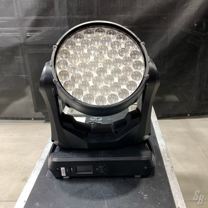 Listing - MARTIN MAC QUANTUM WASH - Detail - LIGHTING INTELLIGENT ...