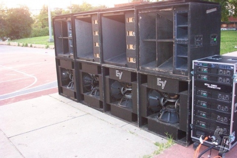 Listing - EV MTH4 TOPS - Detail - SPEAKERS/SUBWOOFER - SoundBroker.com