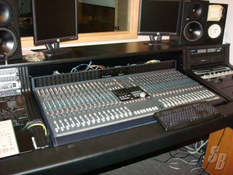 Listing - SOUNDCRAFT GHOST 32 CHANNEL WITH METER BRIDGE AND MUTE ...