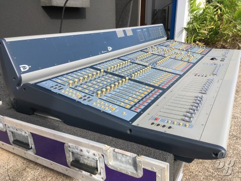 For Sale - AVID DIGIDESIGN | D-SHOW SURFACE W/ SIDE CAR - Listing ...