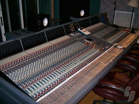 Listing - NEVE VR 60 LEGEND CONSOLE WITH FLYING FADERS - Detail ...