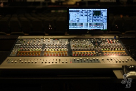 Listing - AVID VENUE PROFILE WITH FOH AND MIX RACKS - Detail - CONSOLE ...
