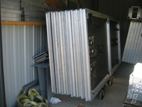 Listing - 20 WENGER VERSALITE STAGE PANELS, 2 SETS LEGS & CARTS ...
