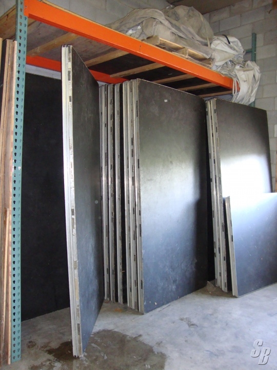 Listing - WENGER VERSALITE STAGE DECKING 24 PCS - Detail - STAGE/ROOF ...