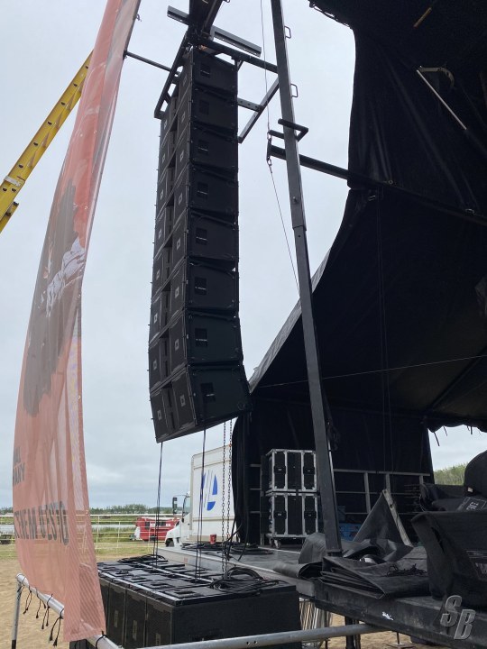 For Sale - JBL VERTEC VT 4889 & 4880 TURNKEY SYSTEM WITH CROWN AMPS ...