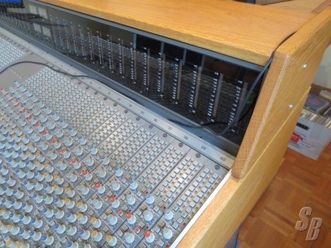 Listing - TASCAM M700 40X32 DESK - Detail - CONSOLE/RECORDING ...