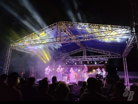 Listing - TAF SELF CLIMBING TRUSS ROOF SYSTEM - Detail - STAGE/DECKS ...