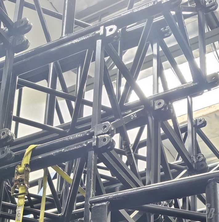 Listing - SUPERTRUSS 20.5" X 20.5" BOX TRUSS METRIC LENGTH 1.5M JTE ...