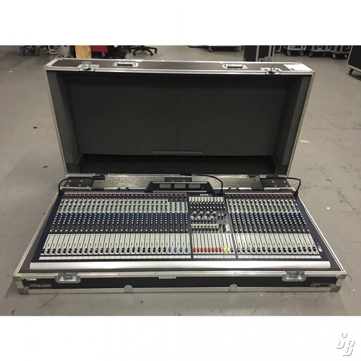 Listing - SOUNDCRAFT GB8 40-CHANNEL ANALOG MIXER W/ ROAD CASE - Detail ...