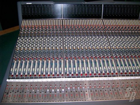 Listing - NEVE VR 60 LEGEND CONSOLE WITH FLYING FADERS - Detail ...