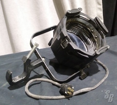 Listing - SOURCE FOUR PAR 750 WATT LIGHT - Detail - LIGHTING ...