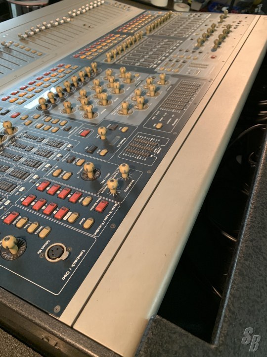 Listing - DIGIDESIGN VENUE PROFILE SURFACE ONLY IN ROAD CASE - Detail ...