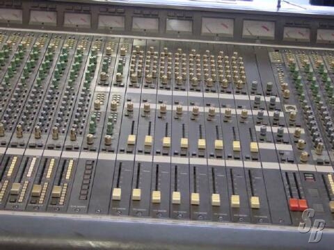 Listing - YAMAHA PM3000 40 CHANNEL CONSOLE - Detail - CONSOLE ...