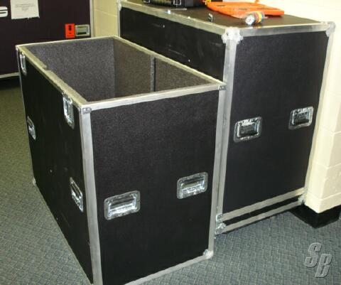 Listing - EAW LA460 CASE, HOLDS 2 LA460 SPEAKERS, SUPERB CONDITION, FOB ...